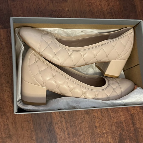 Vionic | Shoes | New In Box Vionic Ruby Quilted Cap Toe Ruby Block Heel ...